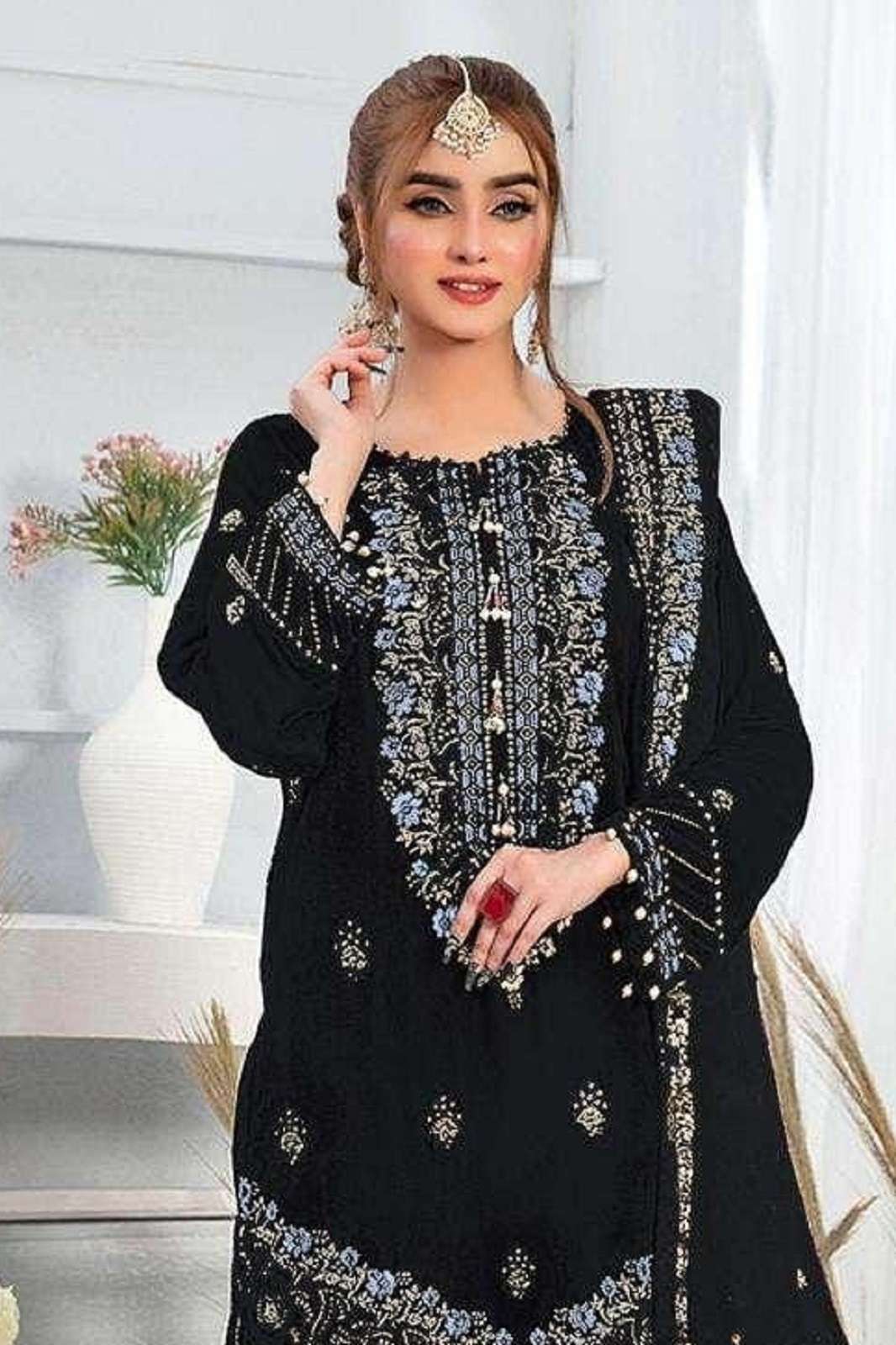 AMENA 109 SEMI STICHED PAKISTANI SALWAR SUITS