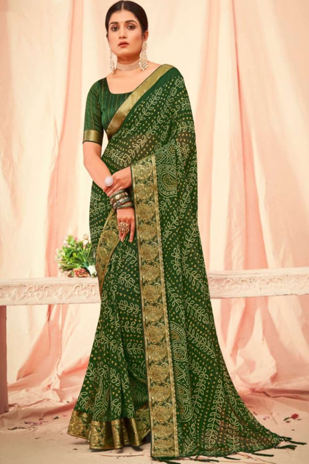 Shri Balaji Emporium MAHARANI Mejar georgette repair jacquard border ...