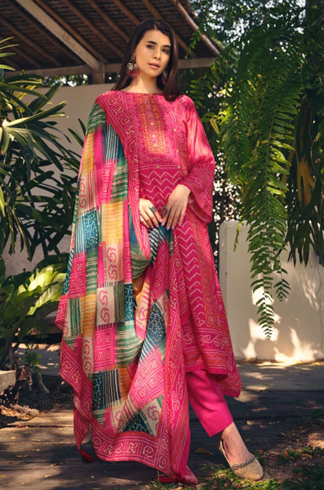 SADHANA FASHION INAAYAT PURE MUSLINE SILK DIGITAL PRINT SUIT