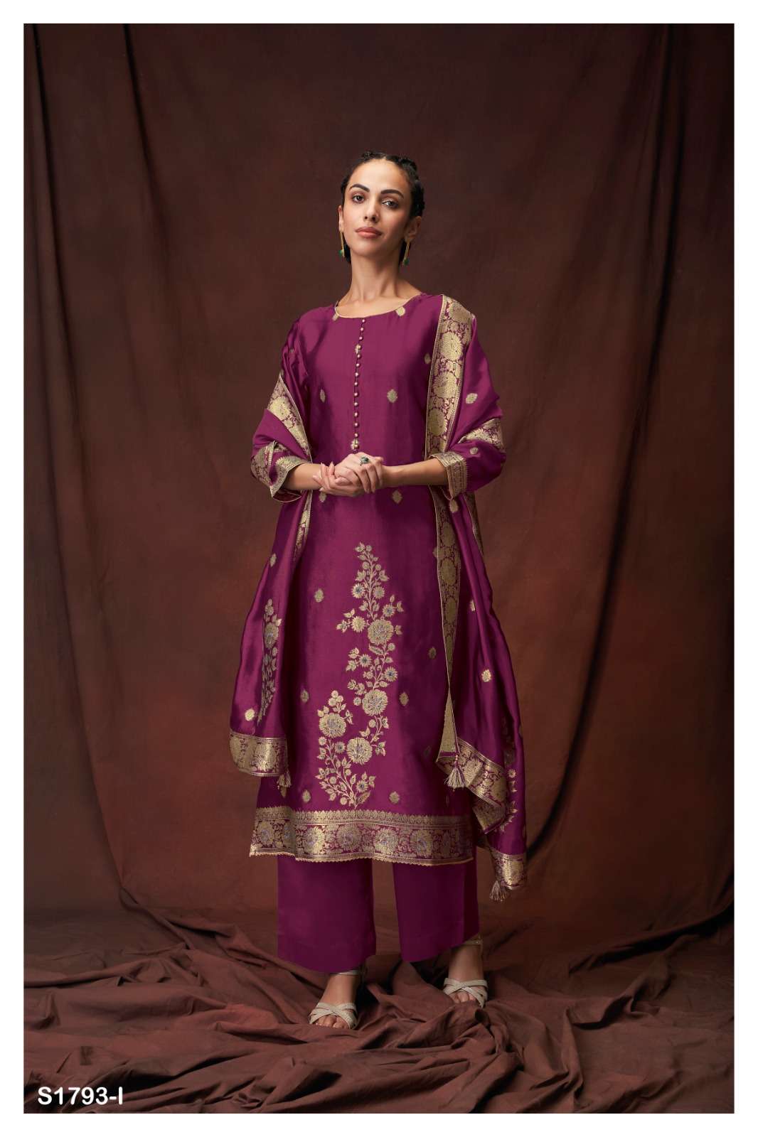 Ganga dno 1793 Primium Viscose Wovel Silk Suit