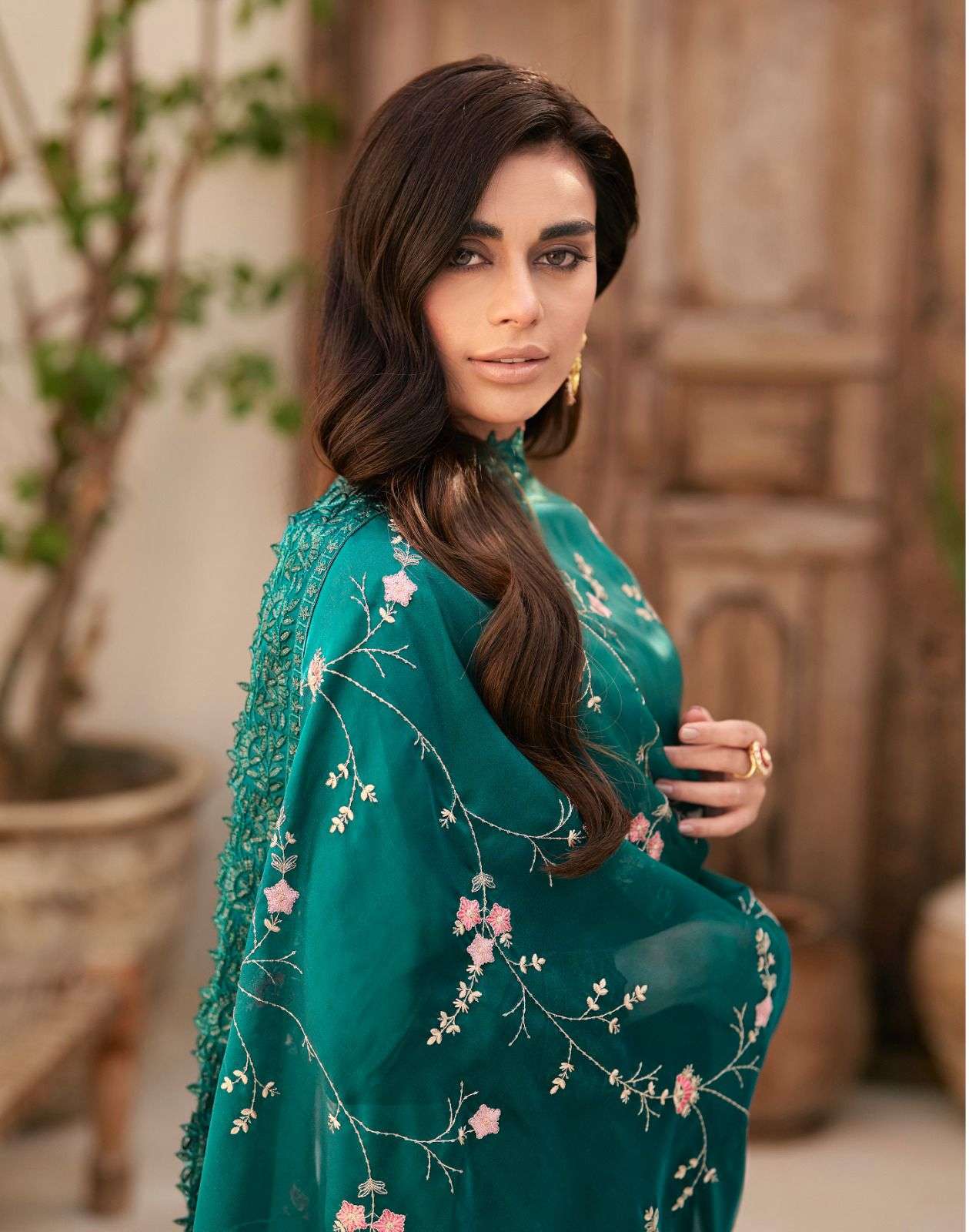 AASHIRWAD AAFREEN DOLLA SILK SUIT WITH SILK SANTOON INNER