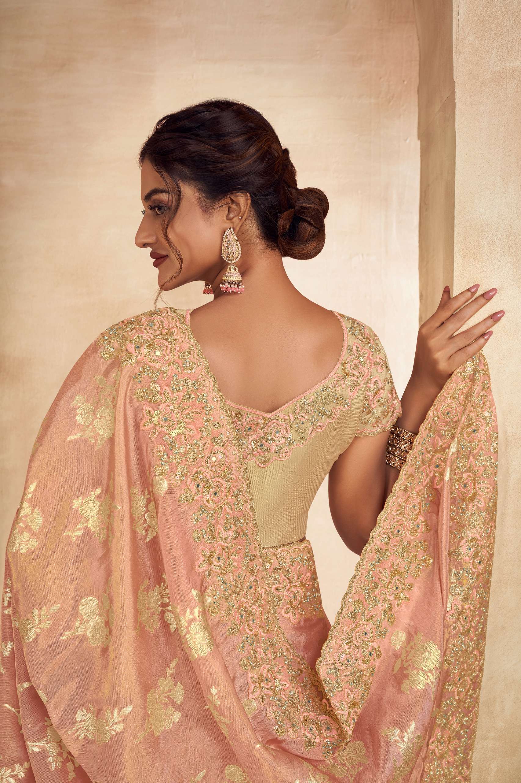 Shri Balaji Emporium NOOR HIT This beautiful Silk Saree is the epitome of elegance, perfect for ...
