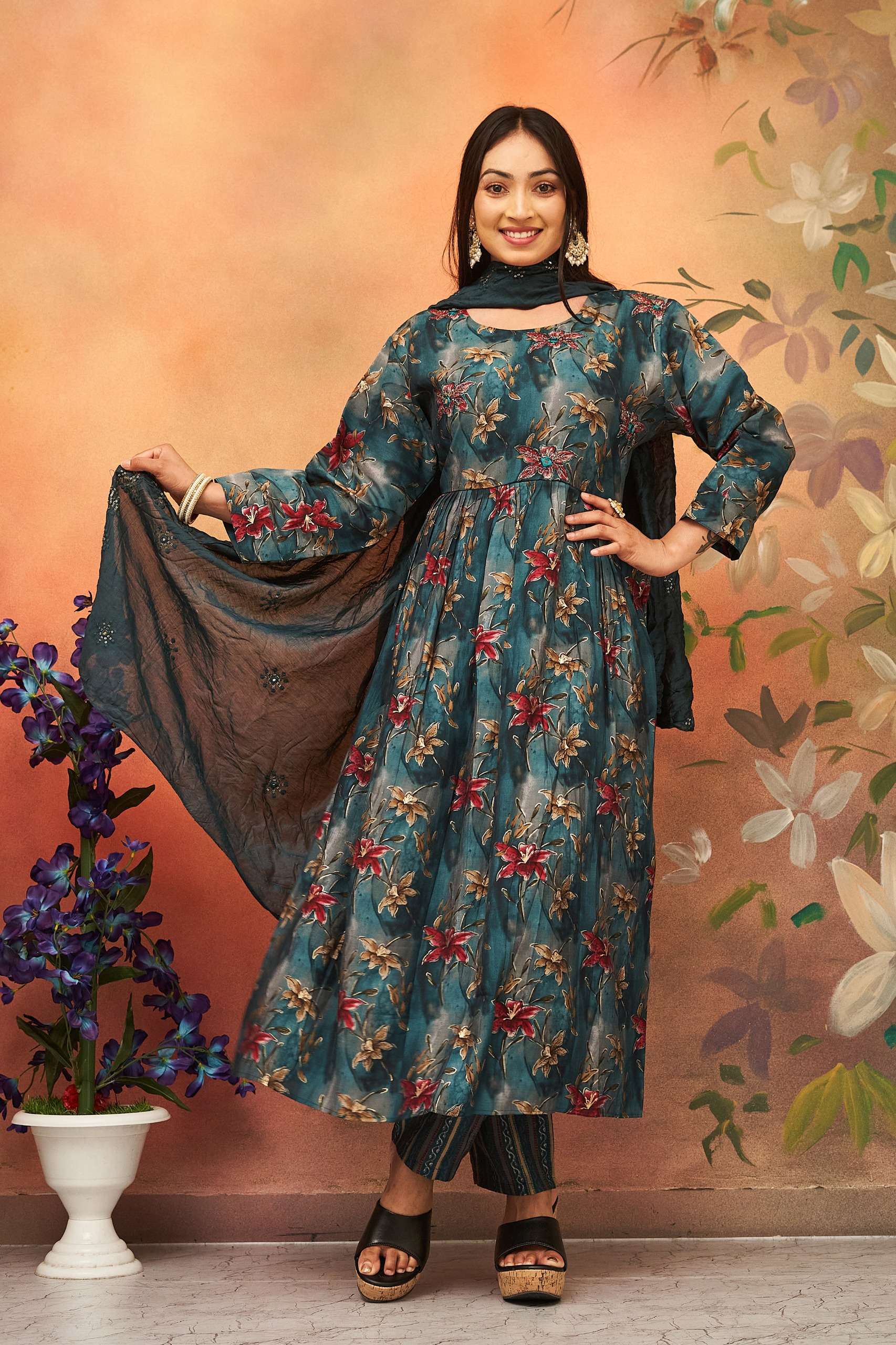 Shri Balahi Emporium 6237 RUHANA HEAVY REYON ANARKALI PAKISTANI SUIT