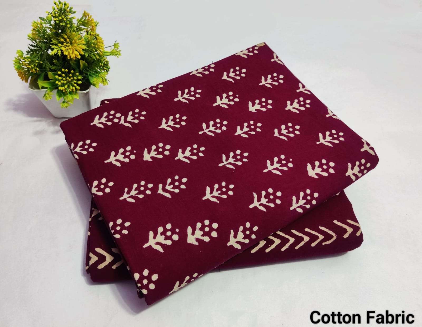 Shri Balaji Emporium 10004 Hand Block Print Handloom cotton Running Fabric